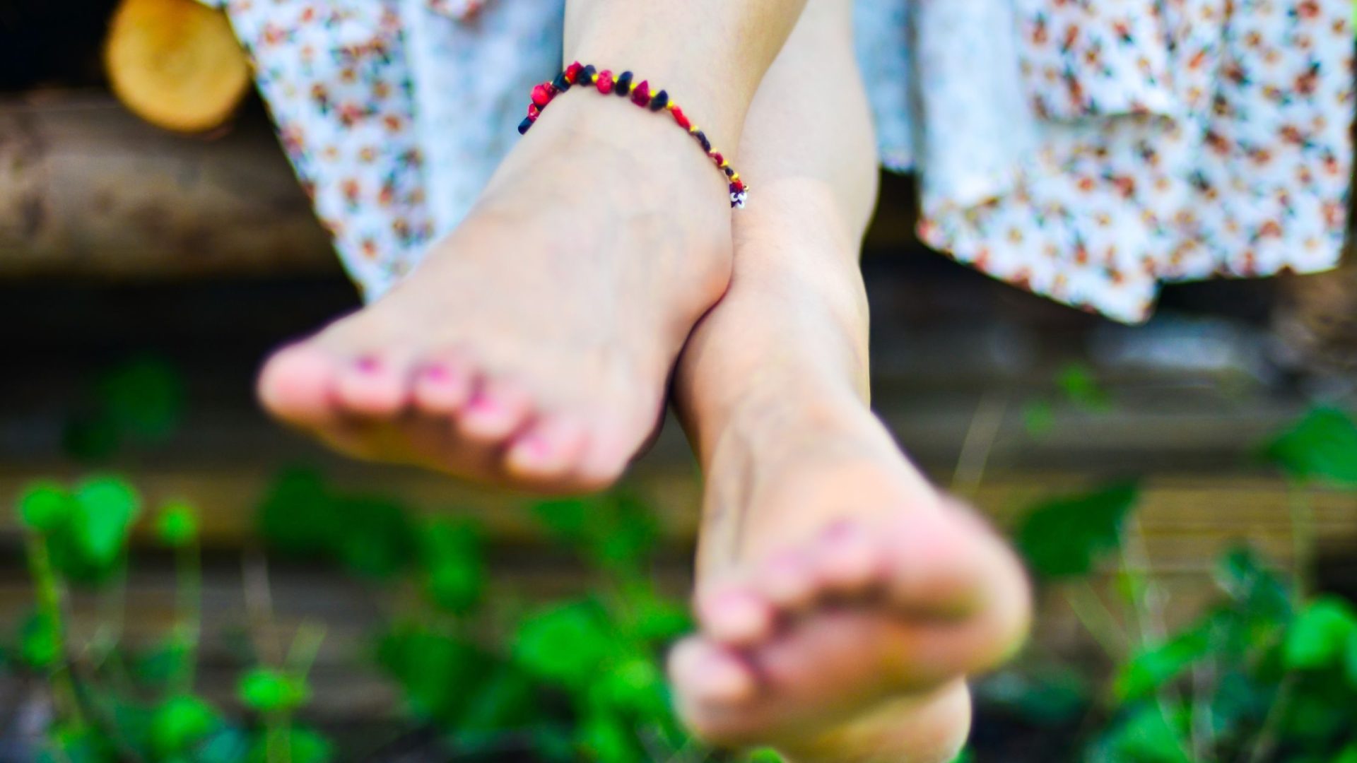 From Causes to Remedies: Managing Ankle Discoloration - Health Blog Academy